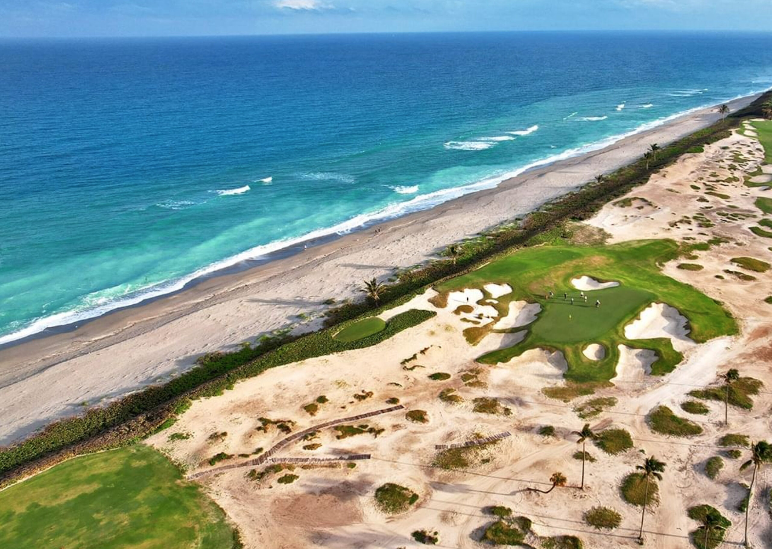 Latest Great Golf Holes Blog - 5 Clubs Golf